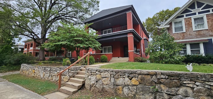 Urban Escape In Westport Near Plaza (2nd Floor) - Kansas