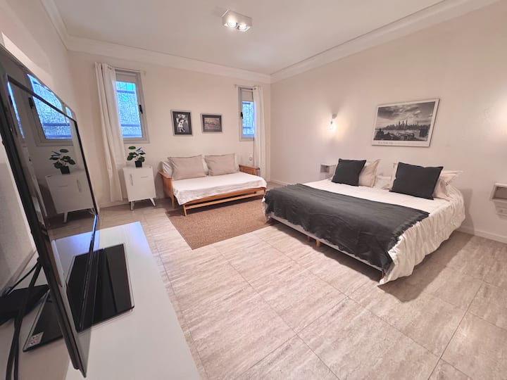 Casa Amplia Y Moderna, En El Corazón De La Ciudad - Mendoza