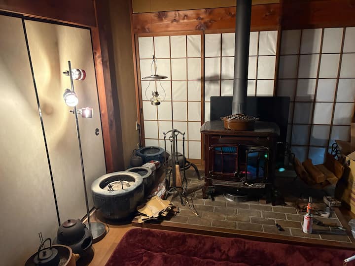 Yamaneko Lodge – Cozy Japanese Mountain Lodge - Gujo