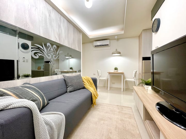 西門町商圈/捷運5分鐘/24hr管理員 - Taipei