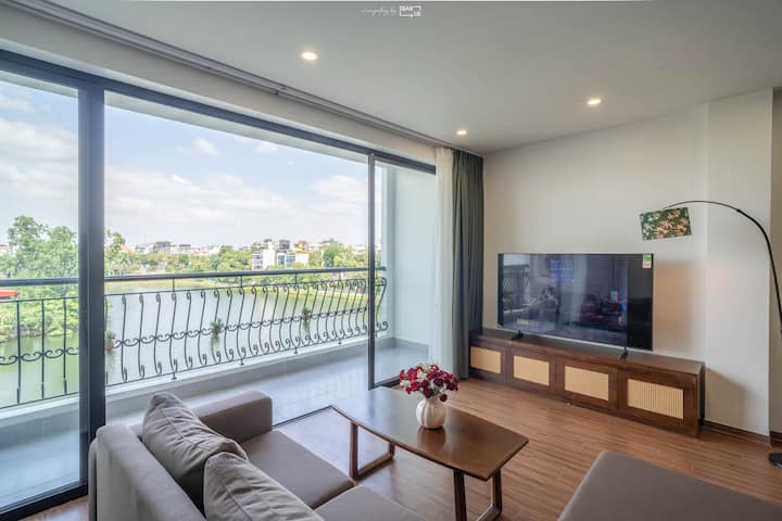 Premium Lake View,2 New Brs,10 Minutes Old Quarter - Hanoi