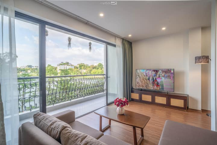 Premium Lake View,2 New Brs,10 Minutes Old Quarter - ハノイ