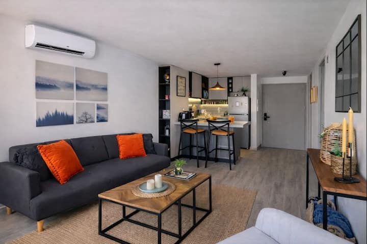 Elegant Central Location, Pool, Ac, Free Parking - Chili