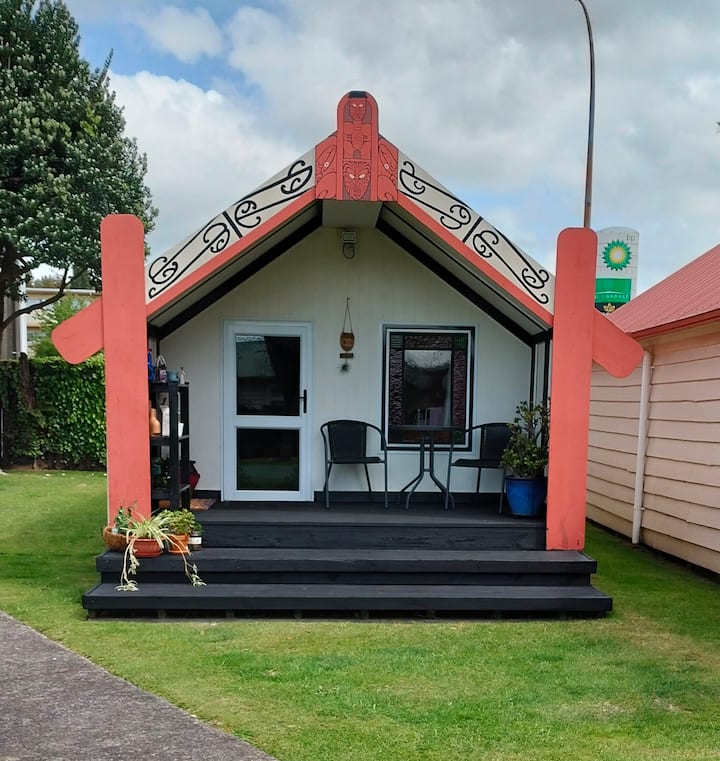 Te Wharepai - Rotorua