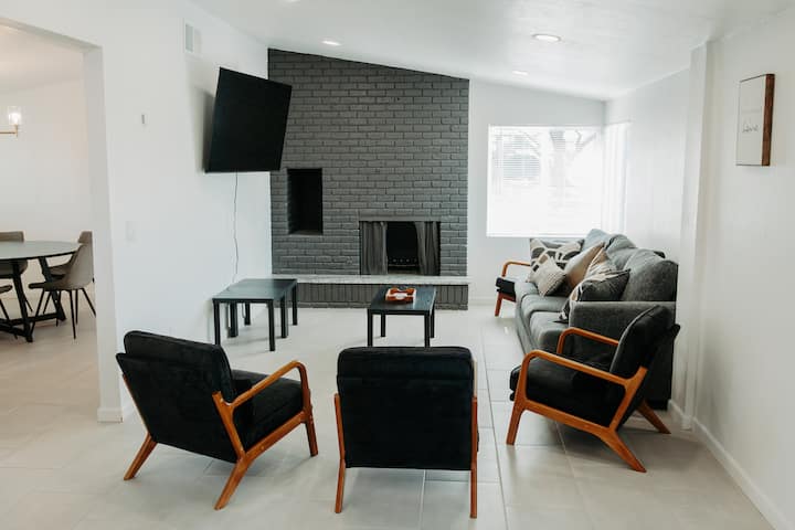 Modern Home In Central Tucson - Tucson, AZ