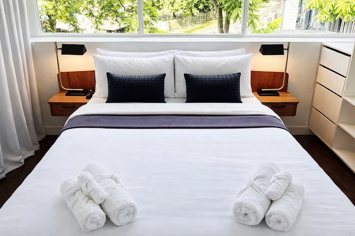 Illovo Tree Top Studio - Johannesburg