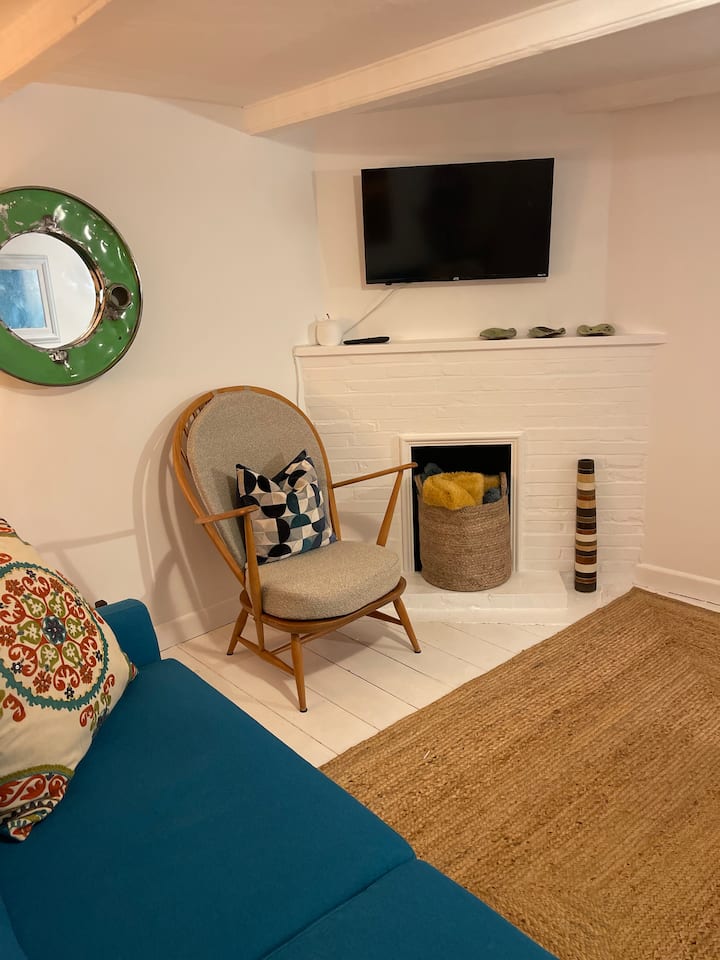 Rainbow Cottage, A Cosy Boho Harbour Retreat. - Carbis Bay