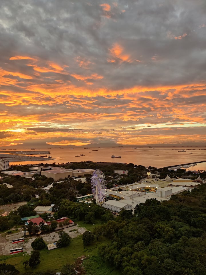 Relaxing Staycation At Coast Residences - Manila