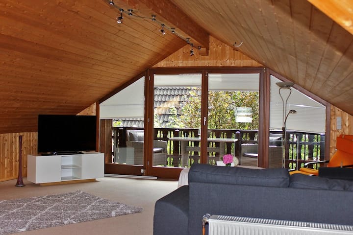 Grossräumige Wohnung In Ruhiger Zentraler Lage. - Frankenberg (Eder)