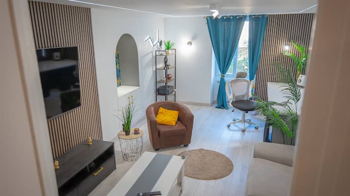 Maison Moderne à Passenans – Calme Du Jura - Château-Chalon