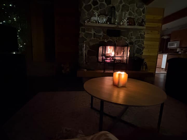 Rustic, Tranquil, Cozy Lakeview Cottage. - Manitoba