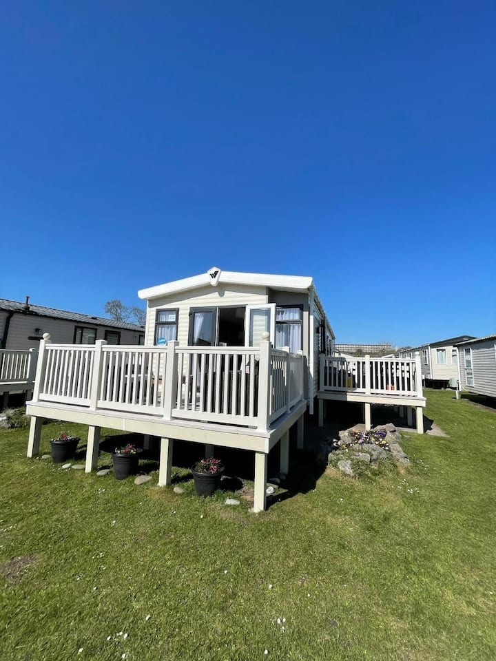 Homely Caravan In Kiln Park Tenby - Tenby