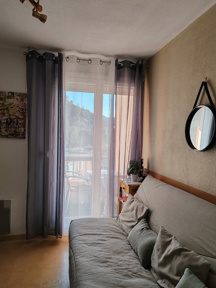 Petit Studio Cosy Pour 3 Personnes Maximum - Lamalou-les-Bains