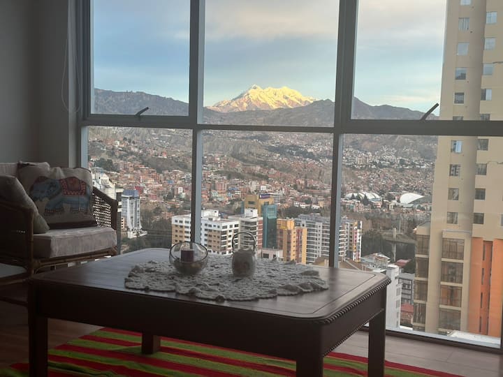 Amplio, Moderno A Estrenar Piso 22 Mejor Ubicación - La Paz