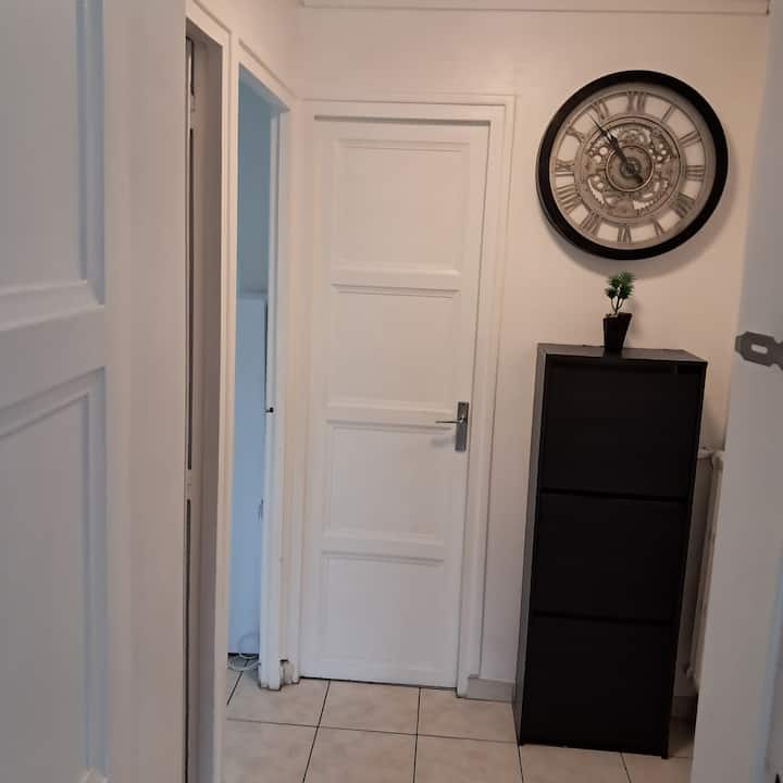 À 23 Minutes Paris Gare Du Nord En Train. - Creil