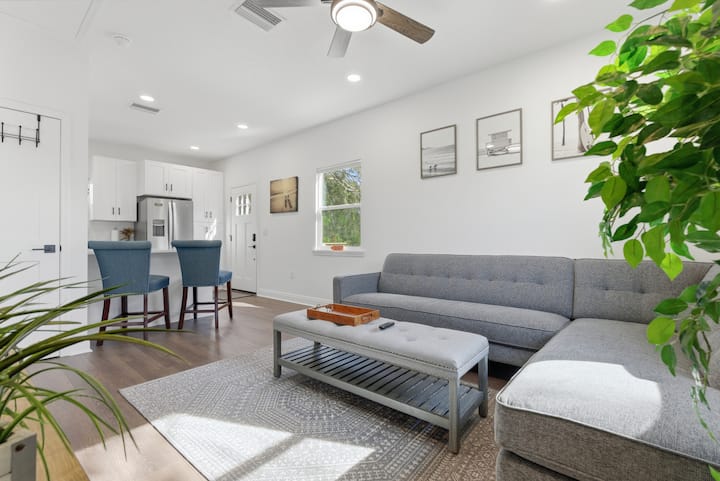 The Little Gulf Getaway - St. Pete Beach, FL