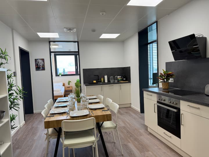 Deluxe 5-bedroom Apartment With Modern Kitchen - Alemanha