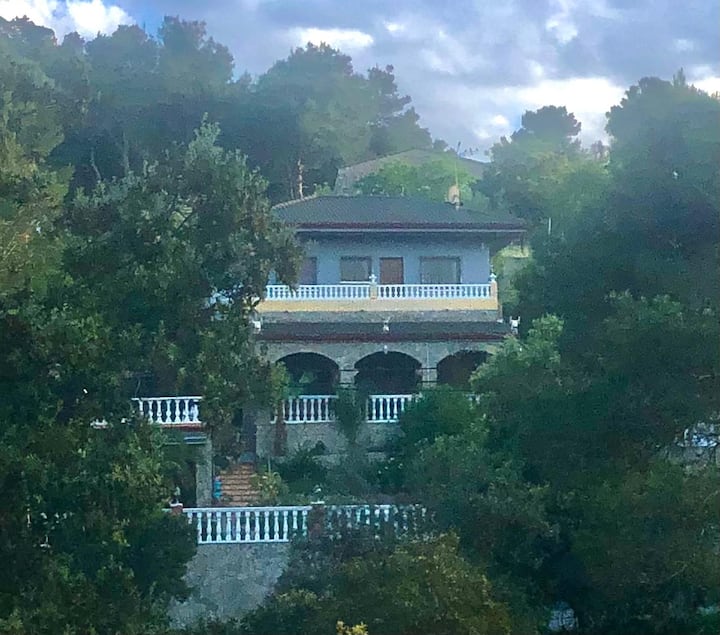 Chalet Familiar Con Terrazas, Piscina Y Barbacoa - Castelldefels