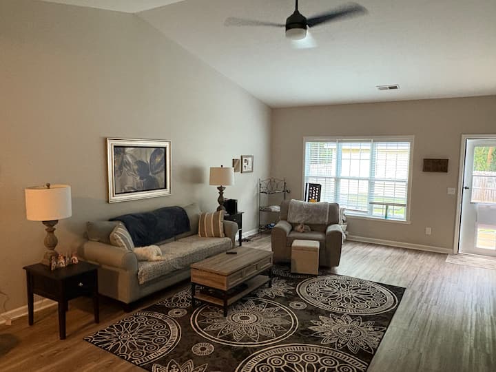 Quiet/spacious, Fenced Yard & Amenities Galore! - Haw River State Park, Browns Summit