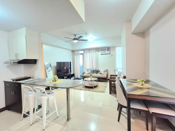 Perfect Getaway At Araneta Cubao - Quezon City