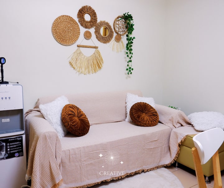 The Creative Cove • 2br Boho Condo Near City Hall - Philippines