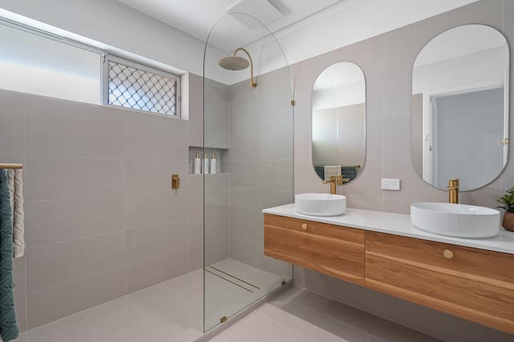 Exec Luxe & River Views - Mount Pleasant