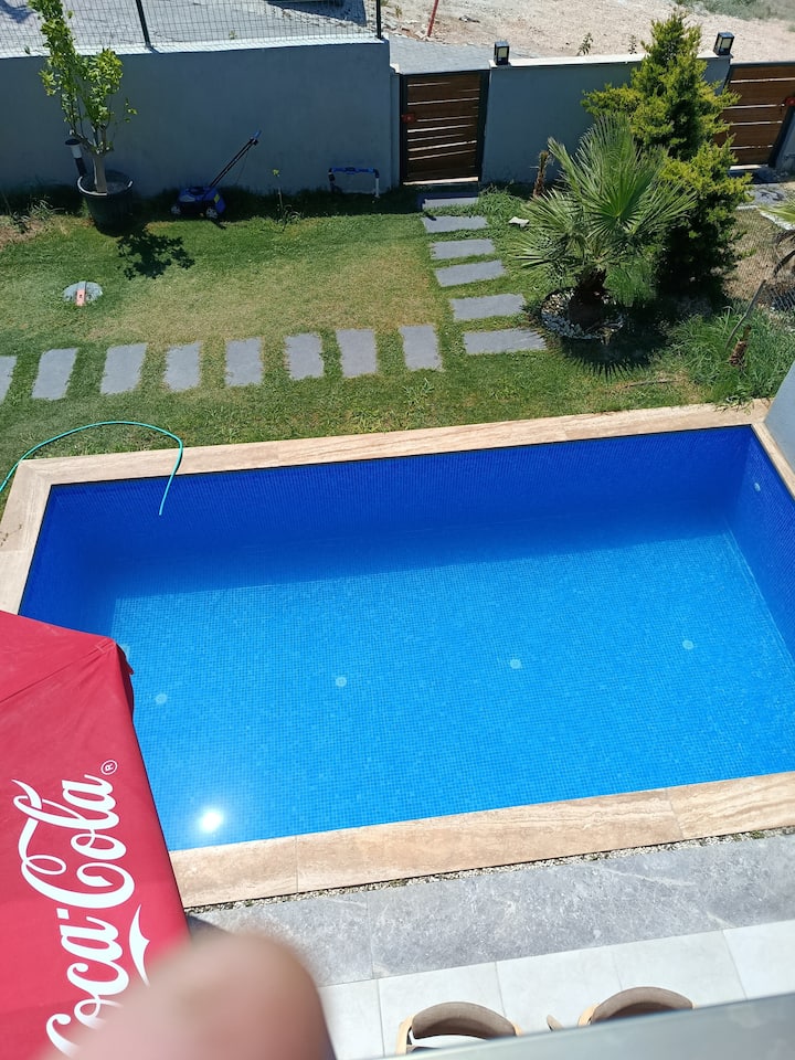 çEşmede 4+1  Lüx Müstakil Havuzlu Villa - Ovacık