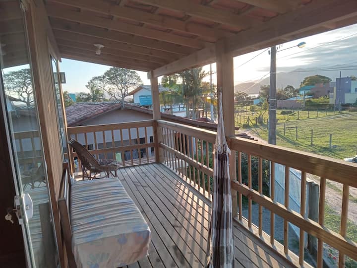Casa Espaçosa Próxima à Praia Do Rosa - Imbituba