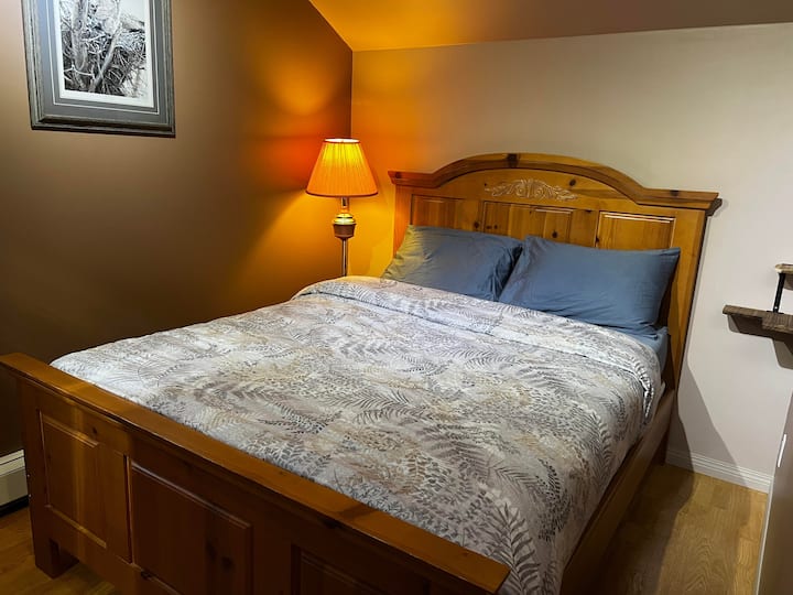 Bright Private Suite • Cozy, Quiet & Clean - Yellowknife