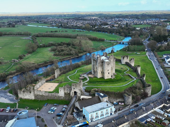Bespoke Private Rooms, Steps From Trim Castle - Trim