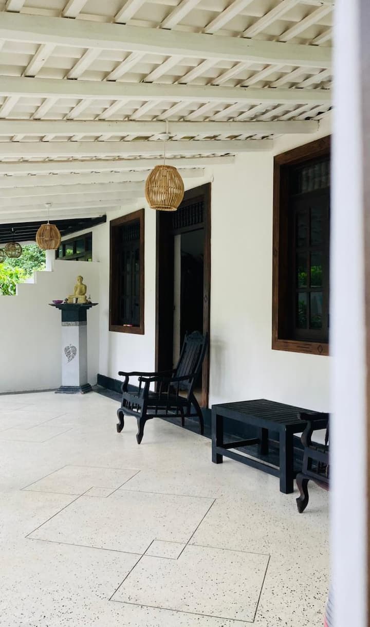 Cosy Villa With Endless Horizons And Sea Breezes - Sri Lanka