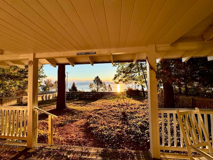 The Ball Cottage - Leland, MI