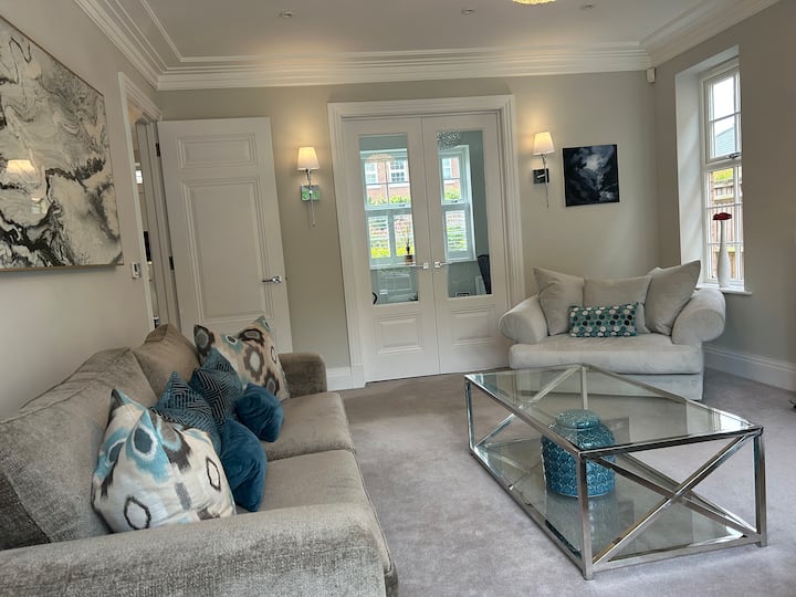 Luxurious Stay In Private Gated Development. - Henley-on-Thames