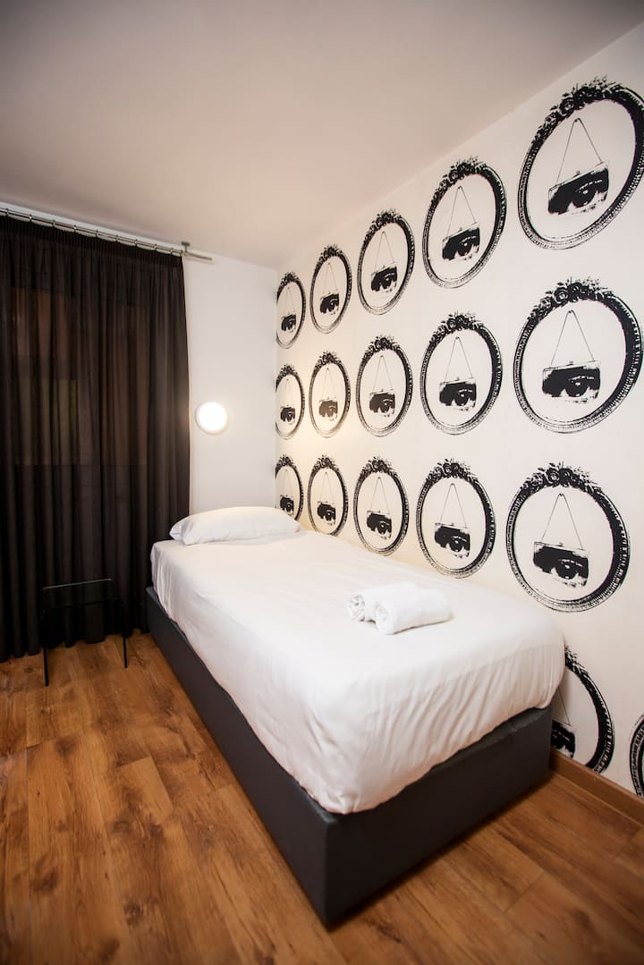 401 - 2br Apartment @ Vila Olimpica - Badalona