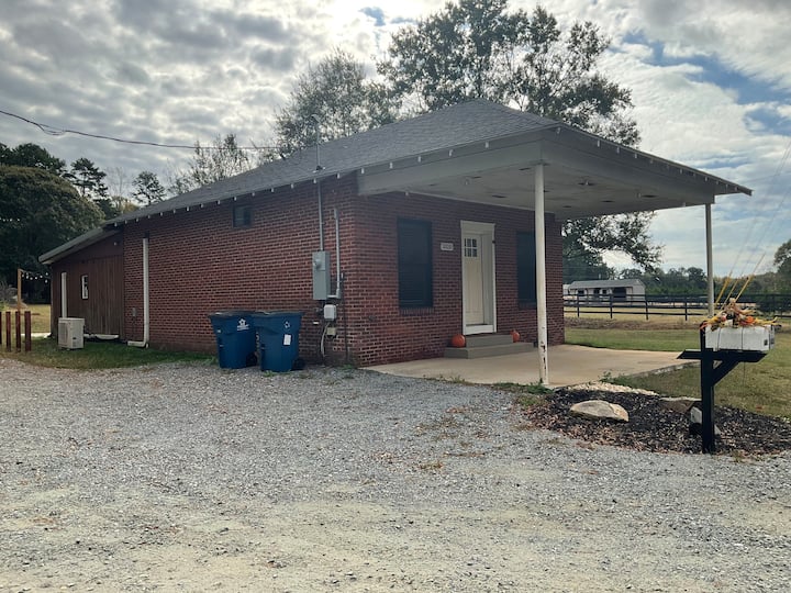 The Crash-pad - Concord, NC