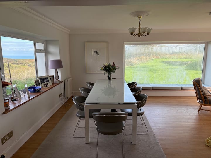 Bright Family Home With Sea Views In Trinity - Jersey