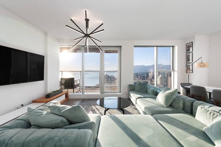 Highrise Luxury: 3br/3ba At Iconic Vancouver House - Vancouver