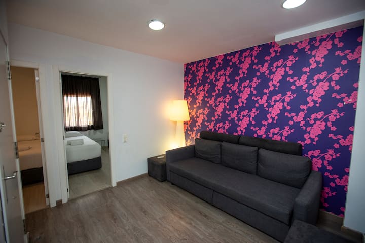 404 - 3br Apartment With Balcony @ Vila Olimpica - Badalona