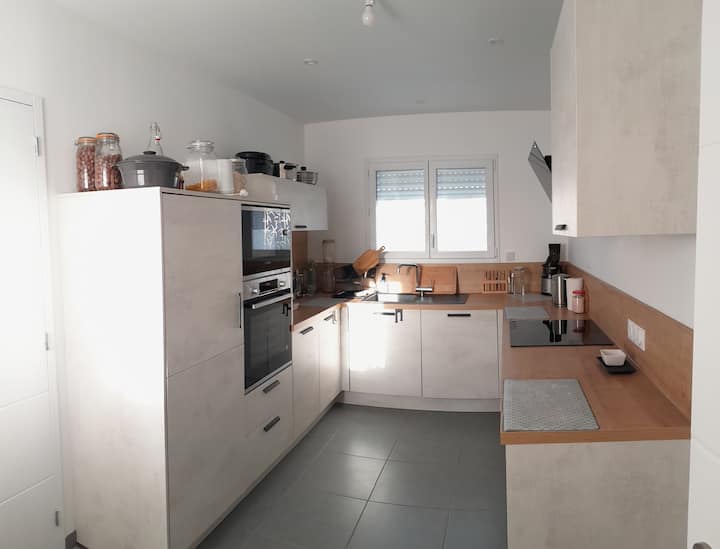 Maison Neuve Avec Jardin Clos - Porspoder