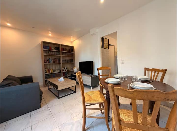 La Bibliothèque Secrète - Paris/cdg/orly - Bagneux