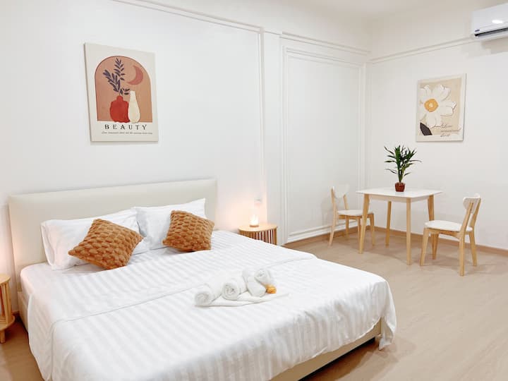 Simple Comfort Near Bts & Jj Market - Dusit District