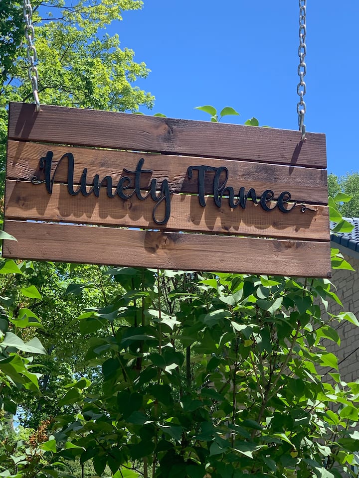 Beach Cottage - Wasaga Beach