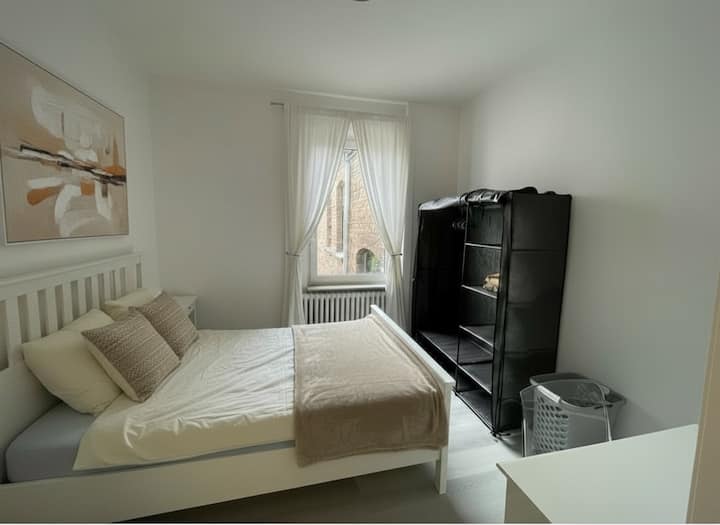 Zwei Schöne Zimmer In Bester Lage, Wlan - Hanovre