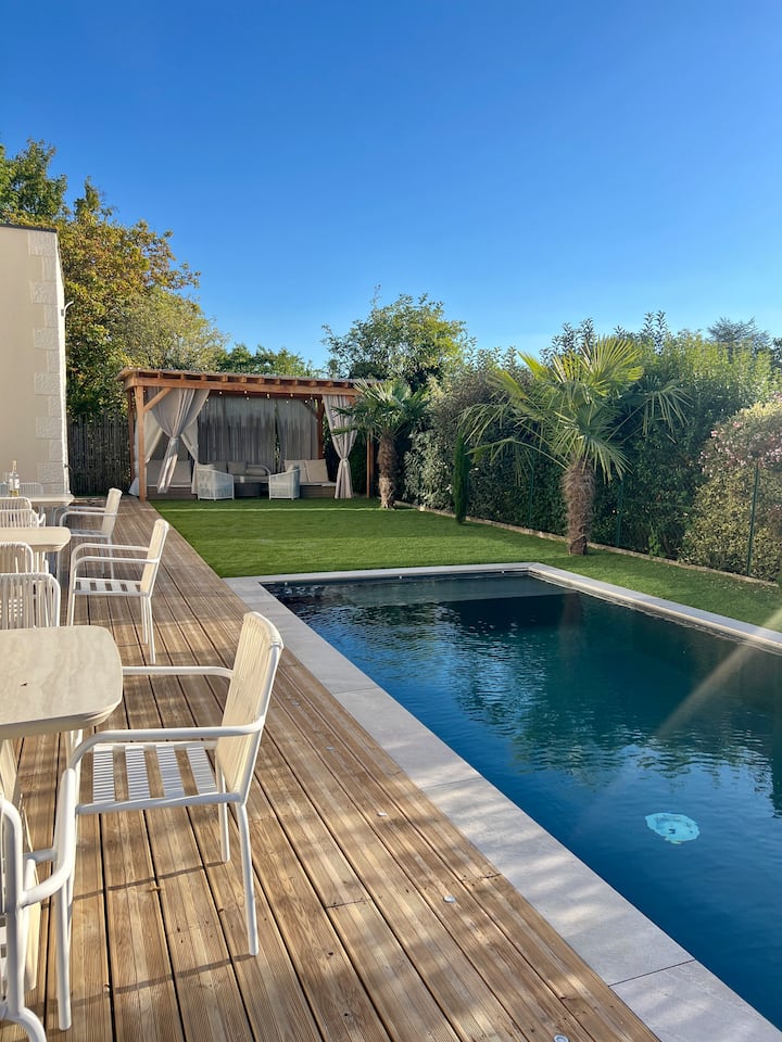 Maison, Proche Orléans Co’met, Piscine & 5 Suites - Orléans