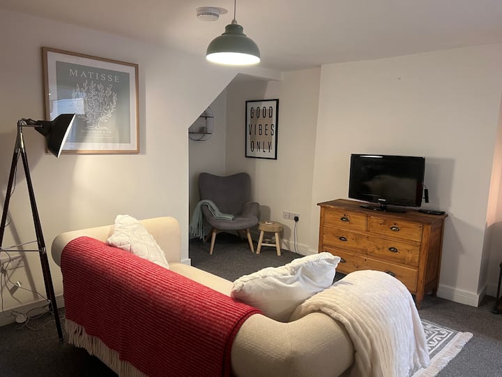 Cosy Cottage On The Edge Of The Lake District - Barrow-in-Furness