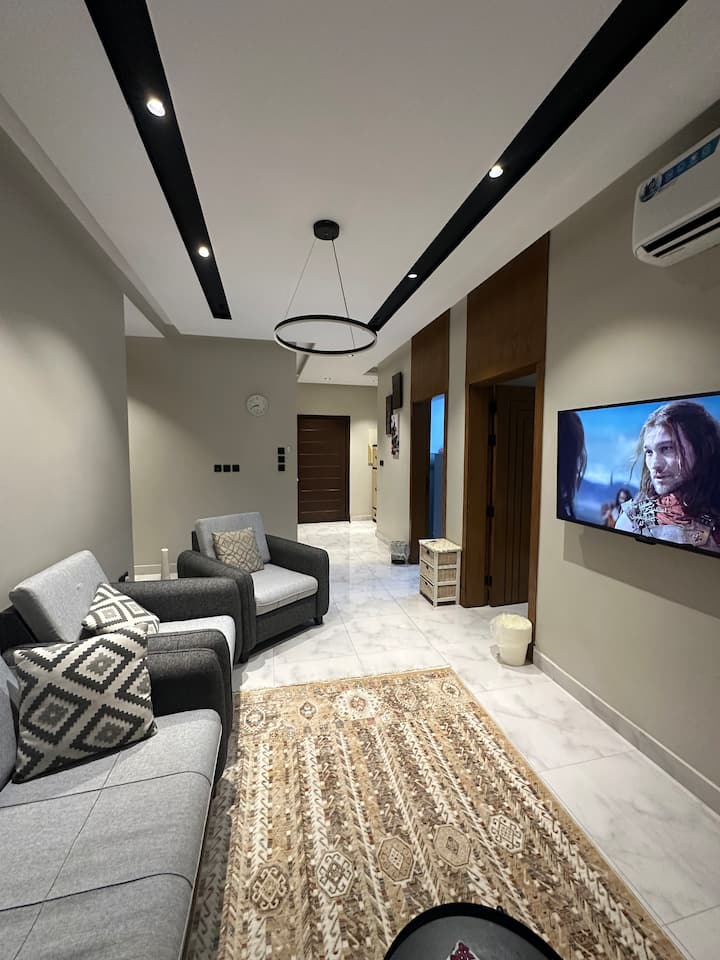 شقة بغرفتين نوم واثاث مودرن بالقرب من المطار - Jeddah