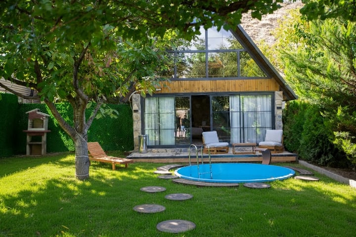 Alaçatı Konsept Taş Ev Sıcak Havuz şöMine ÜçGen Ev - Gölbaşı