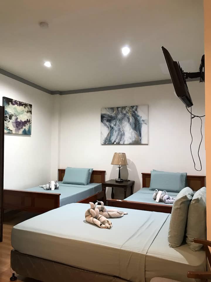 Premiere Triple Suite - Digos City