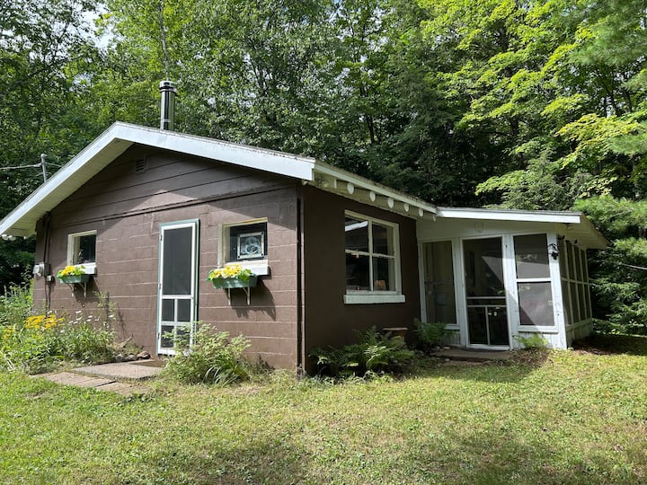 Cozy Getaway On Quiet Lake - Lake of the Torches Resort Casino