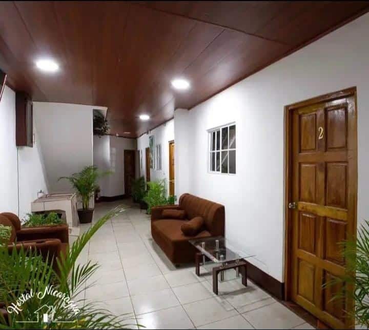 Estadía Con Desayuno - Managua